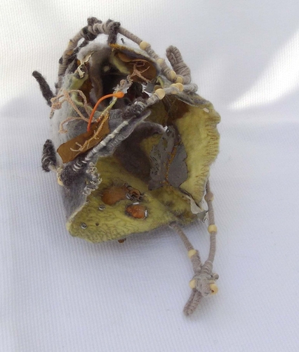 A One-Day Classes With Textile Artist Nicky Dillerstone - Pods & Nests ...
