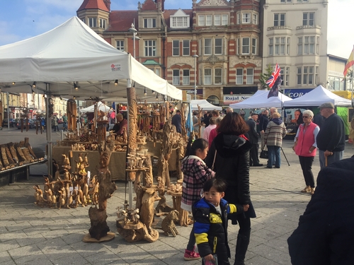 Uxbridge Craft Gift Collectables & Food Market London, Modern Markets ...